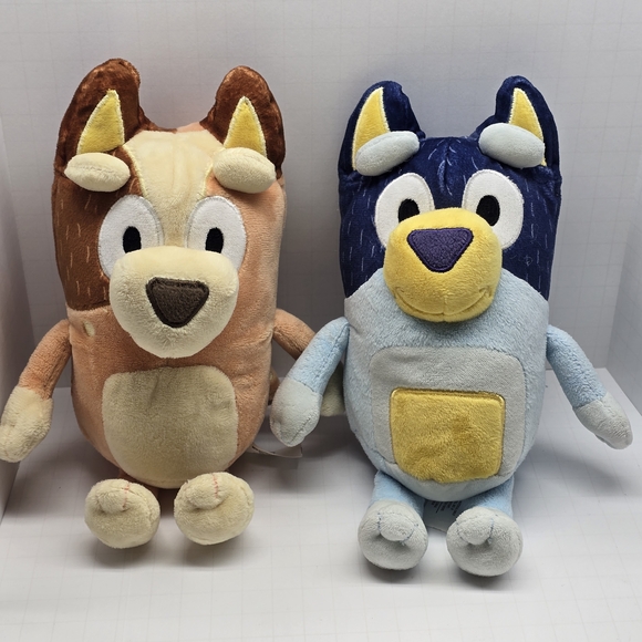 Bluey | Toys | Chilli Heeler And Bandit Heeler 9in Plush | Poshmark
